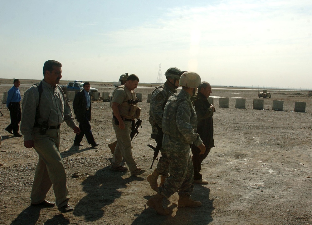 DVIDS - News - U.S. police officers assist Iraqi highway patrol