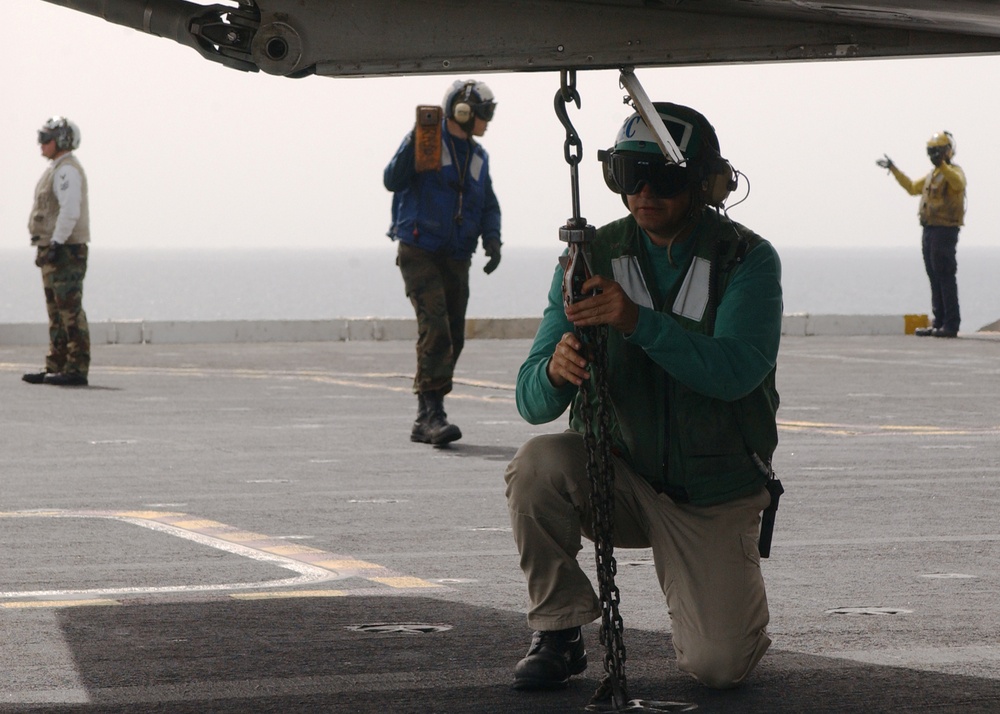 DVIDS - Images - Visit and operations [Image 2 of 6]