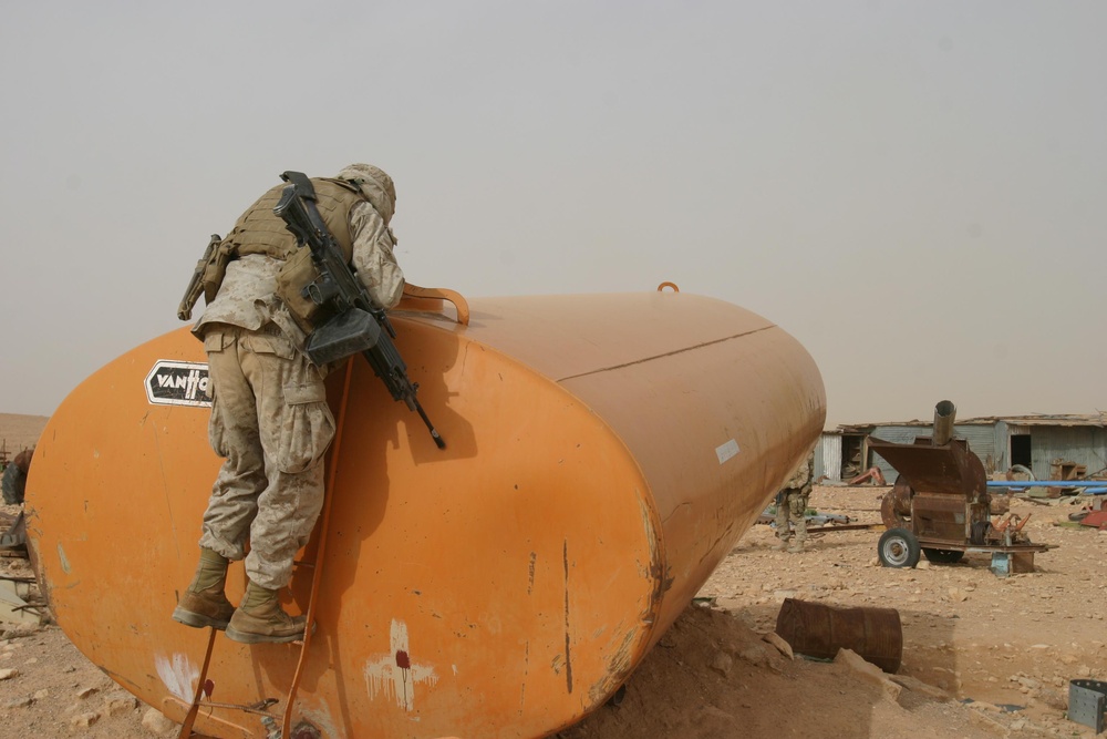 DVIDS - Images - Combat Logistics Battalion 2 [Image 1 of 2]