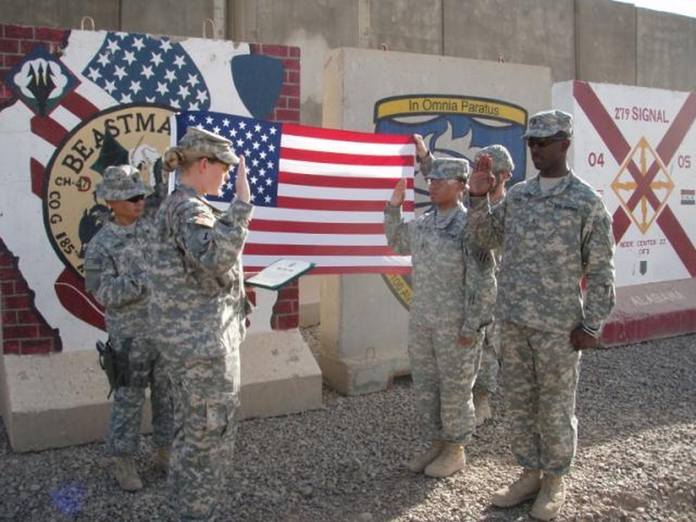 DVIDS - News - Couple renews commitment to Army; reinforces commitment ...