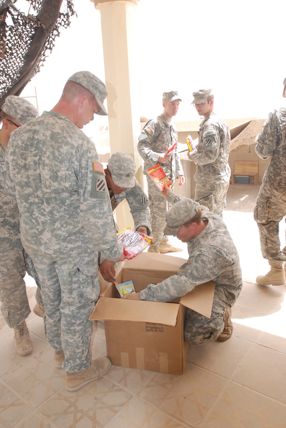 DVIDS - Images - Community Shows Support to Deployed Soldiers [Image 4 ...