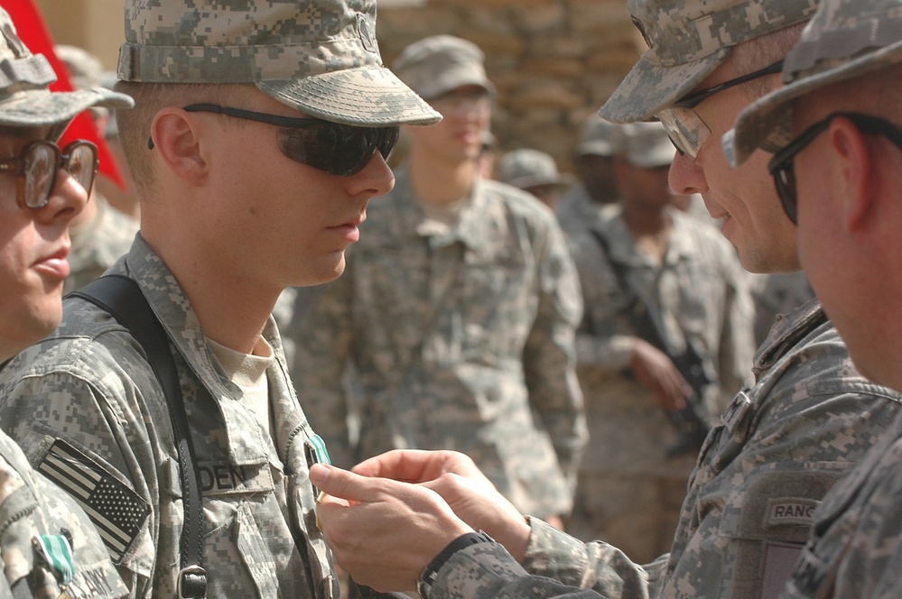 DVIDS - News - Raider Medics Recognized for Skill, Bravery Under Fire