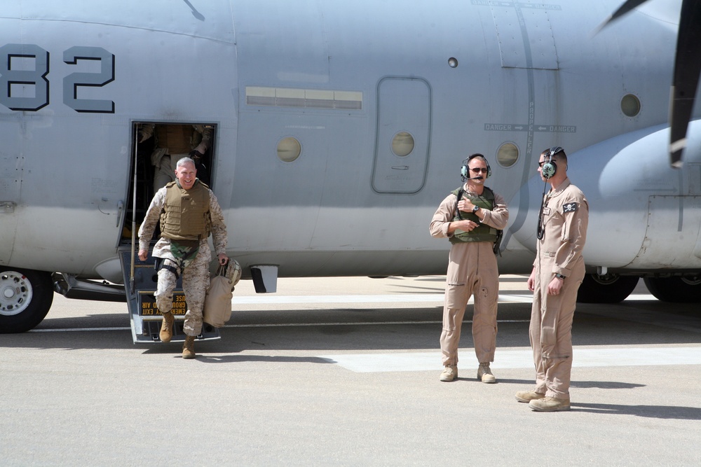 DVIDS - Images - Gen. Conway Visit [Image 1 of 3]