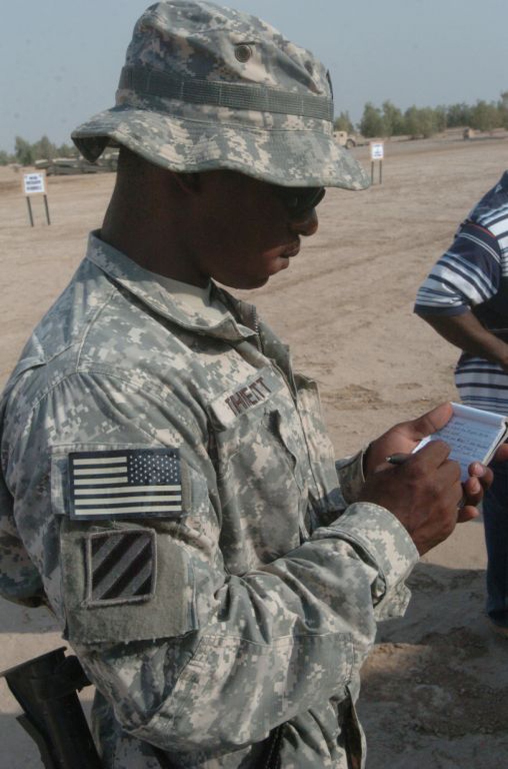 DVIDS - News - Pilots showcase Apaches at FOB Hammer