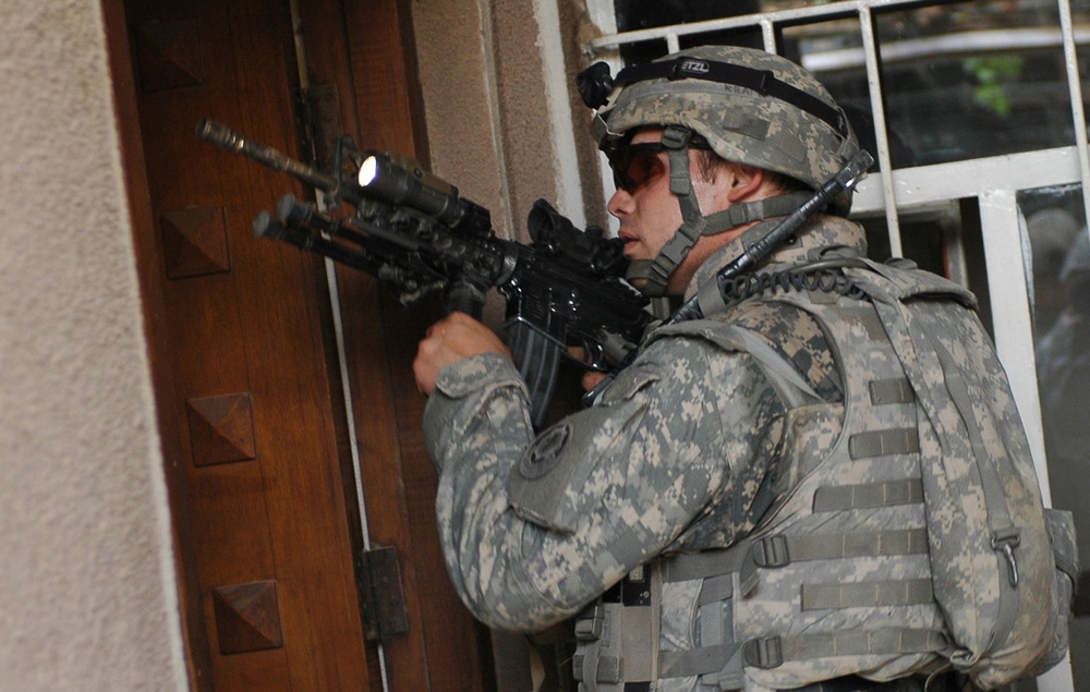 DVIDS - News - Stryker troops clearing East Rashid neighborhoods