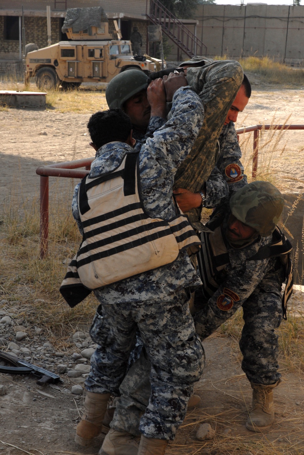 DVIDS - News - Iraqi National Police graduate from training course