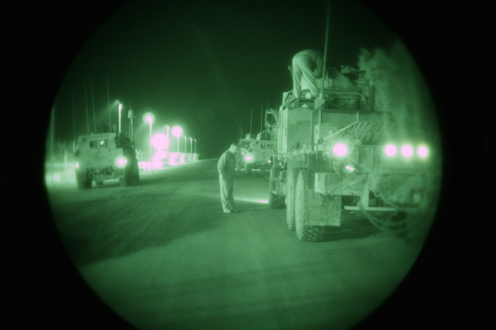 DVIDS - Images - Naval Mobile Construction Battalion 15 Convoy [Image 1 ...