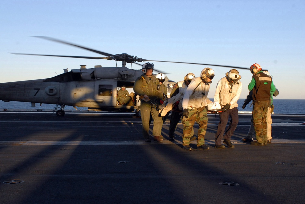 DVIDS - Images - USS Ronald Reagan Conducts Emergency Appendectomy to ...