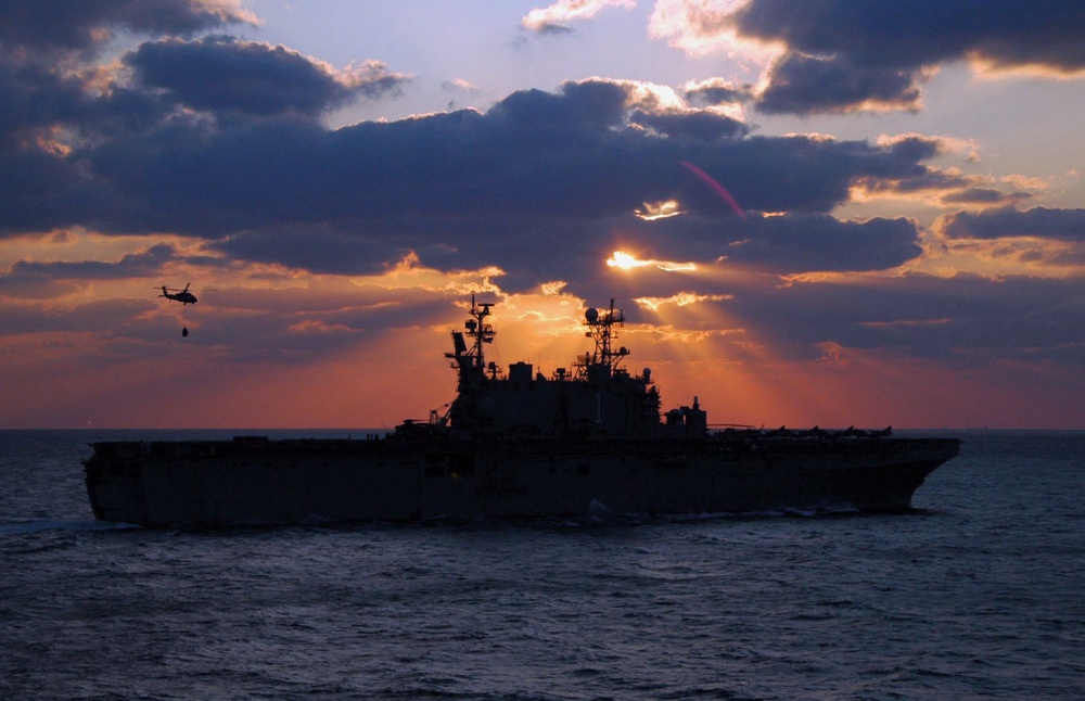 DVIDS - Images - USS Tarawa