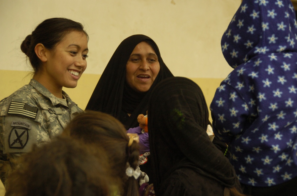 DVIDS - Images - Iraqi-led medical mission [Image 5 of 8]