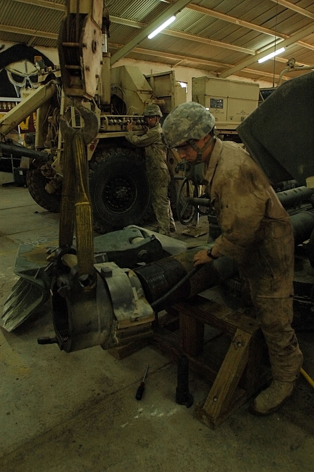 DVIDS - Images - Keeping Hot Guns Firing: Artillery Mechanics Tackle ...