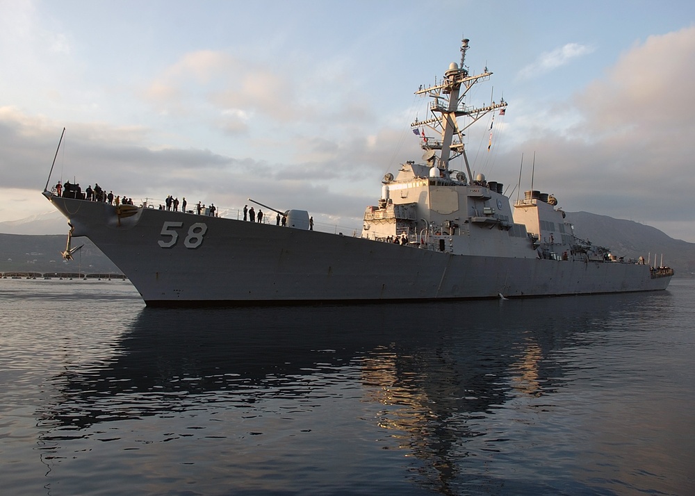 DVIDS - Images - Guided Missile Destroyer USS Laboon [Image 1 of 6]