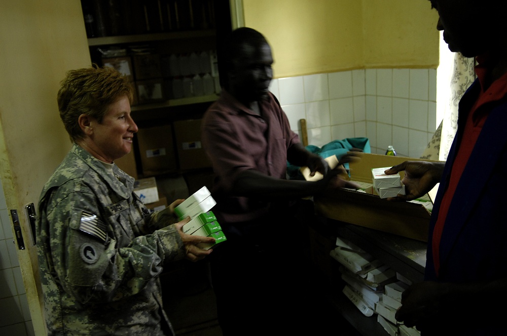DVIDS - Images - Civil Affairs helps animals in the Horn of Africa ...