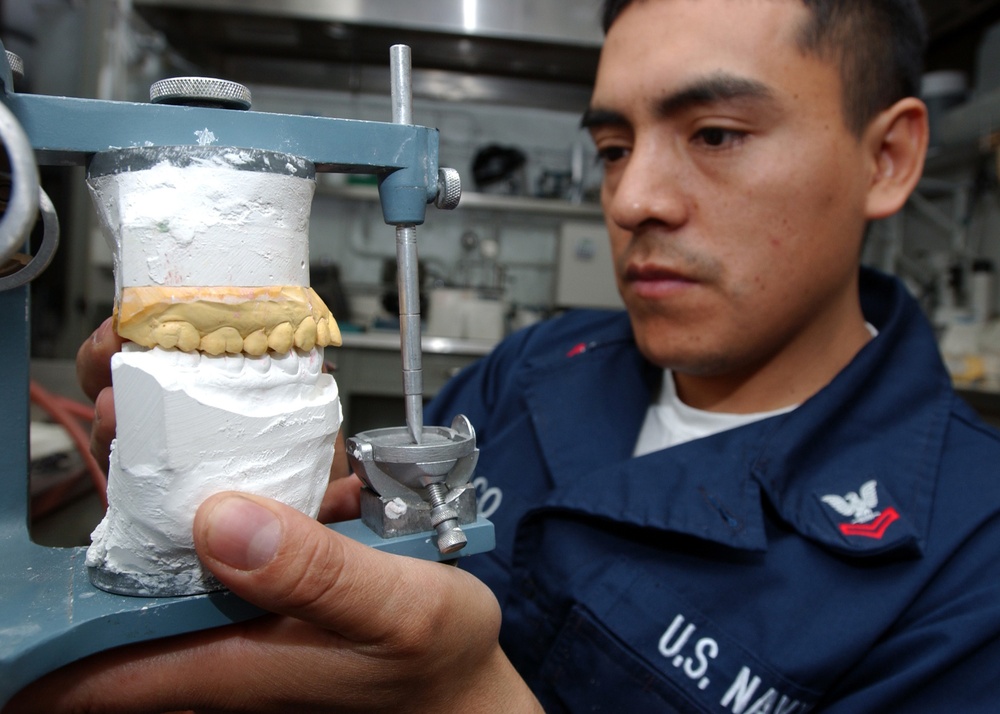 DVIDS - Images - USS Theodore Roosevelt Sailors prepares dental work ...
