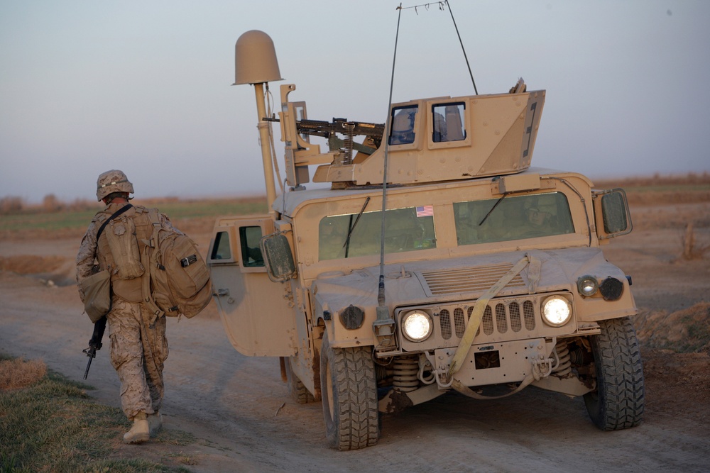 DVIDS - Images - Echo Company recover Marines from listening and ...