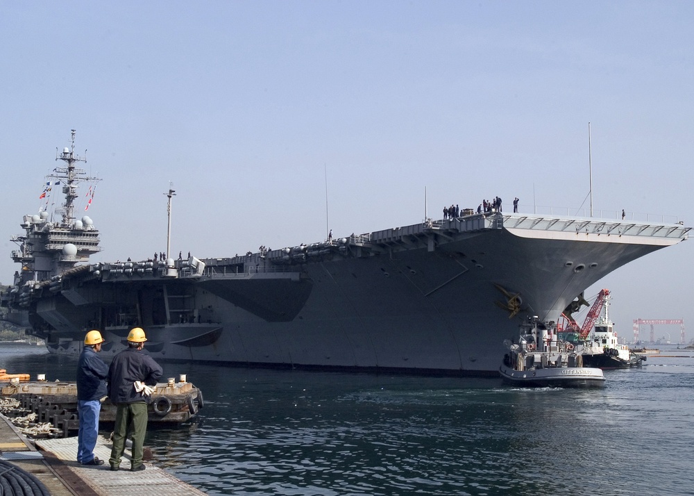 DVIDS - Images - USS Kitty Hawk departs Yokosuka