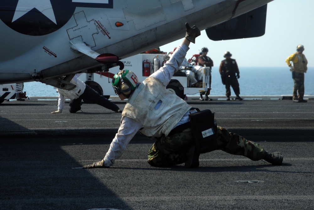 DVIDS - Images - Flight Operations aboard USS Theodore Roosevelt