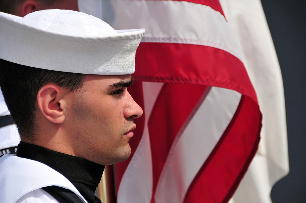 DVIDS - Images - USS Guardian change of command ceremony