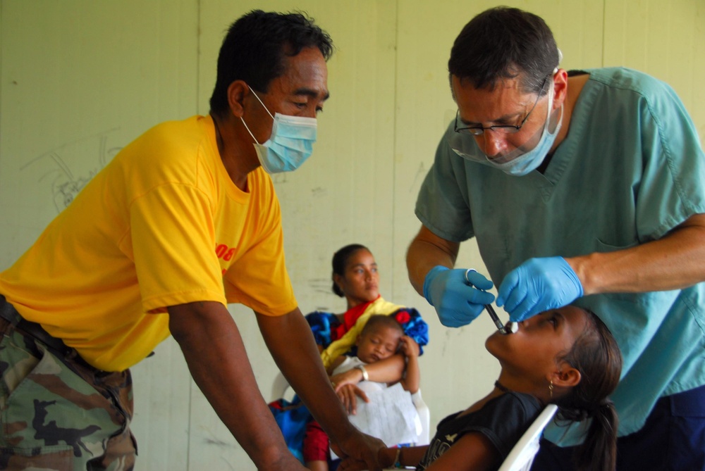DVIDS - Images - Pulling a tooth