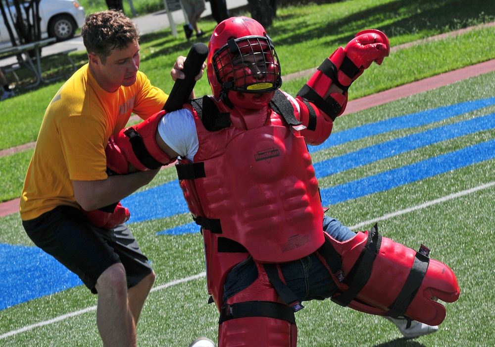 DVIDS - Images - Force protection non-lethal weapons course [Image 1 of 4]