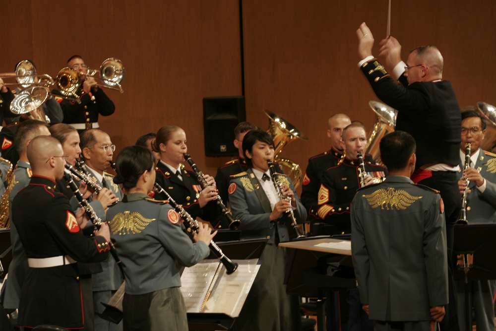 DVIDS - News - III MEF, JGSDF 1st Combined Brigade bands 'harmonize ...