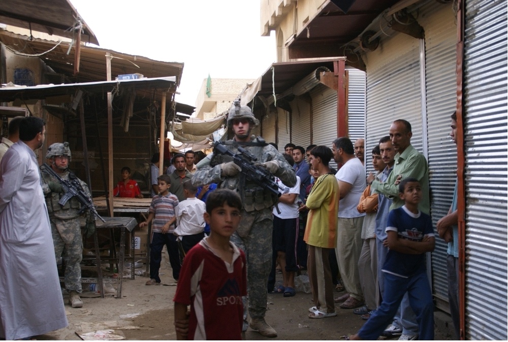 DVIDS - News - Iraqi Army soldiers secure local fire response teams as ...
