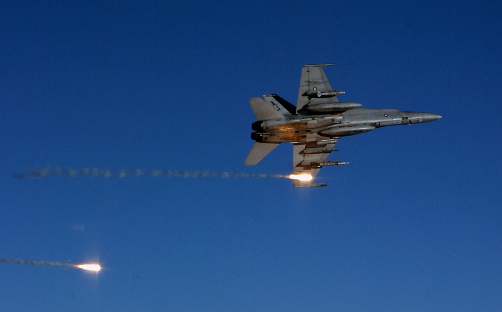 DVIDS - Images - Deploying flares over Afghanistan [Image 2 of 2]
