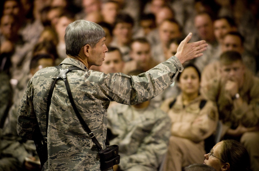 DVIDS - News - General Schwartz tours Bagram, addresses Airmen's questions