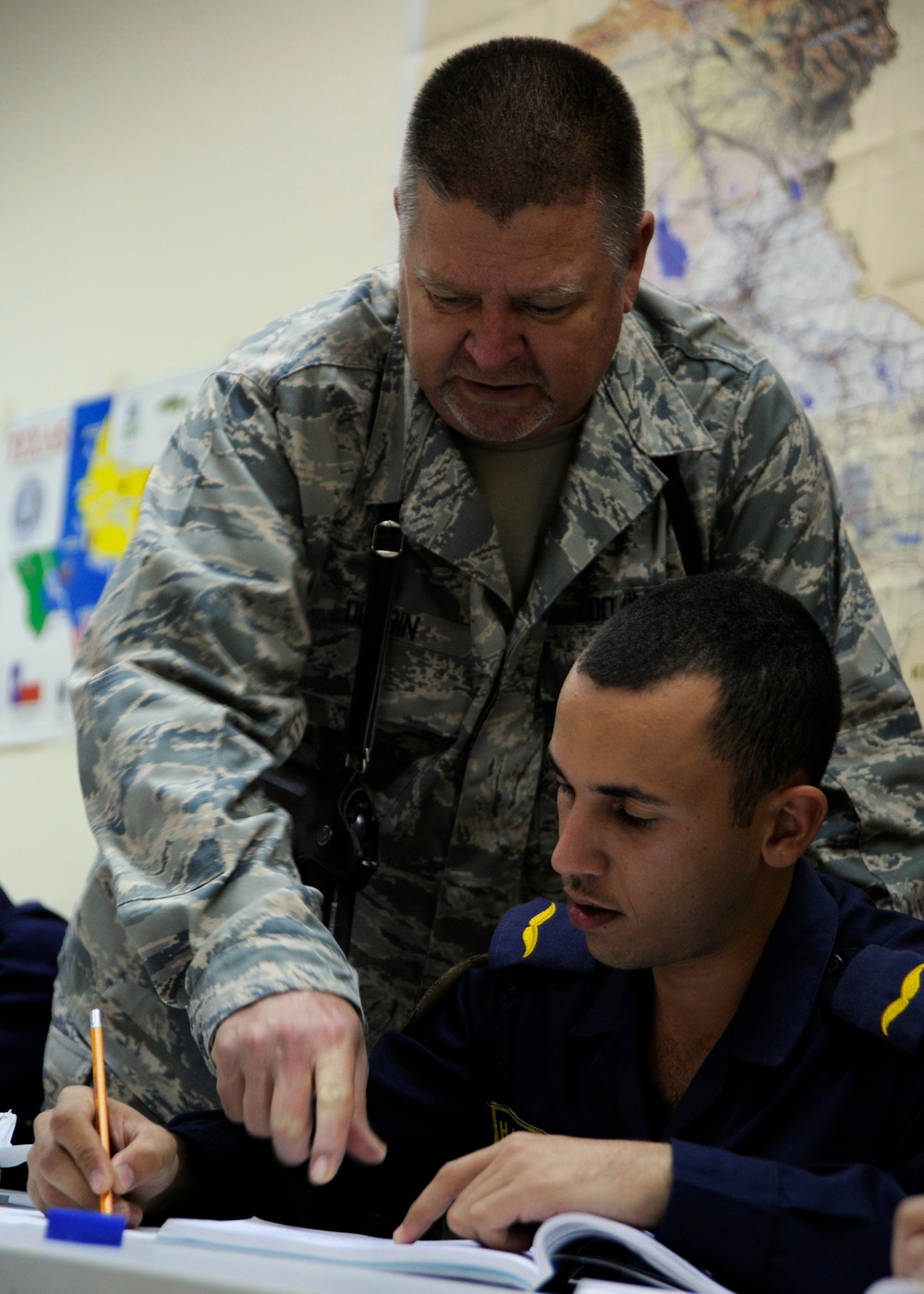 DVIDS - Images - Iraqi Air Force Cadets Learn English [Image 9 of 9]