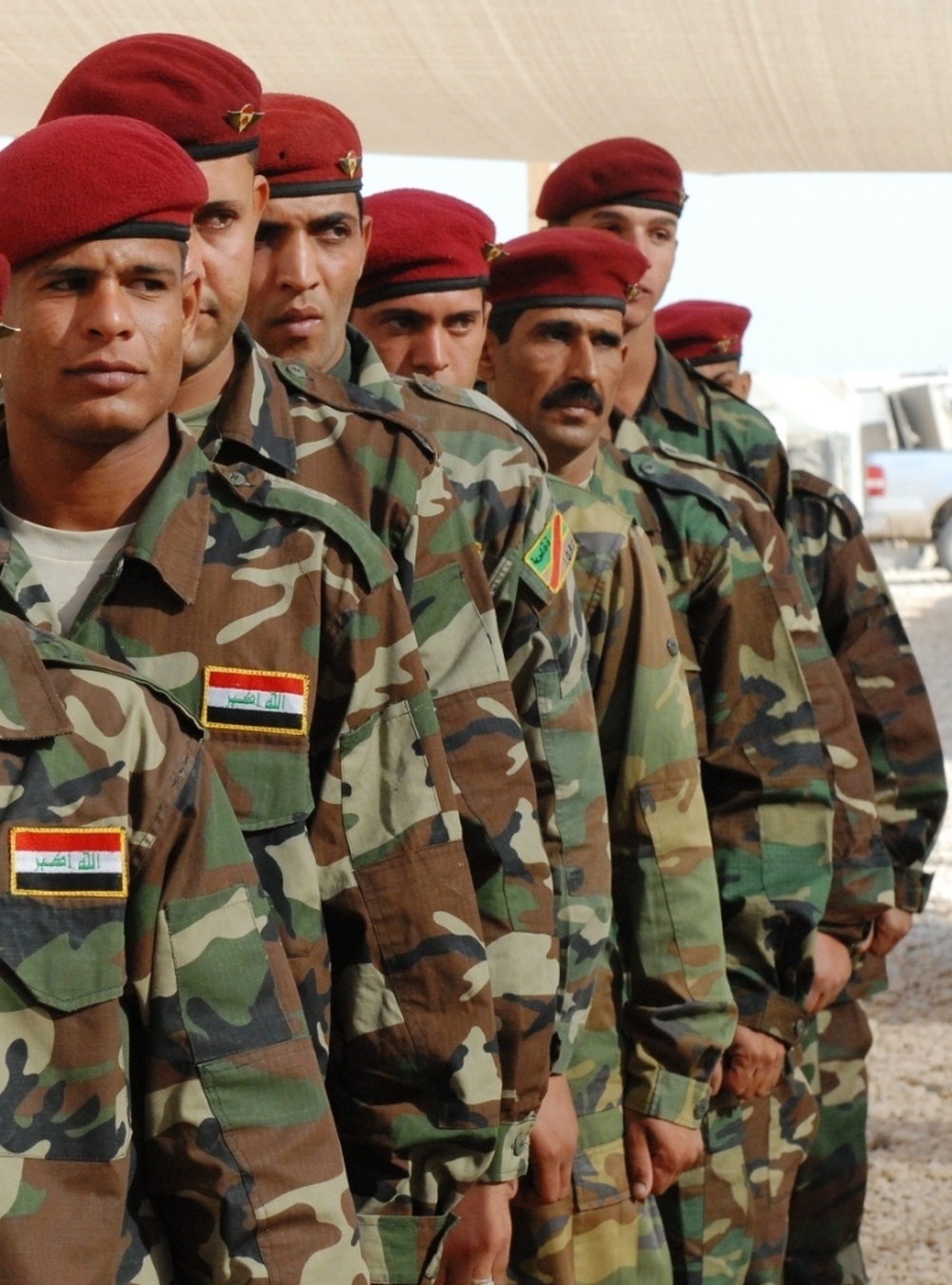 DVIDS - News - Vanguard holds final Iraqi army route clearance graduation