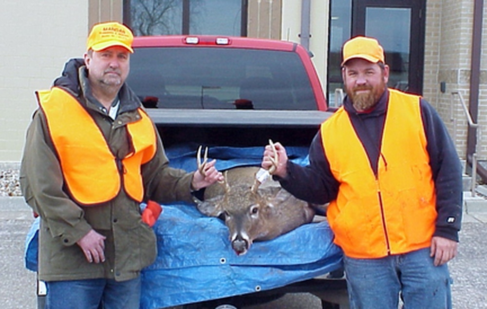DVIDS - News - Disabled Veterans All Tag Deer During Special Hunt at ...