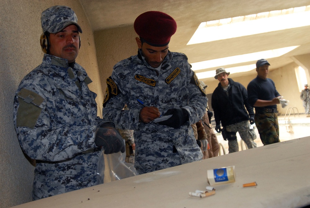 DVIDS - News - Iraqi Police learn crime scene investigation standards