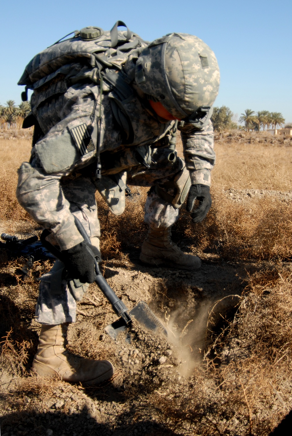 DVIDS - Images - Roadside clearance near Forward Operating Base Kalsu ...