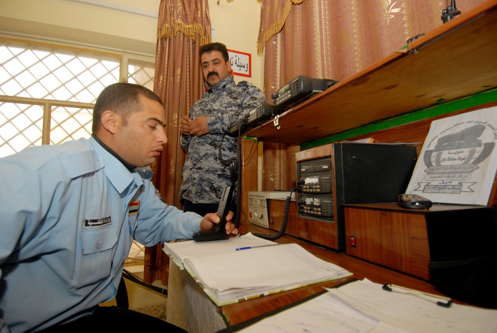 DVIDS - Images - Iraqi Highway Patrol office [Image 4 of 5]