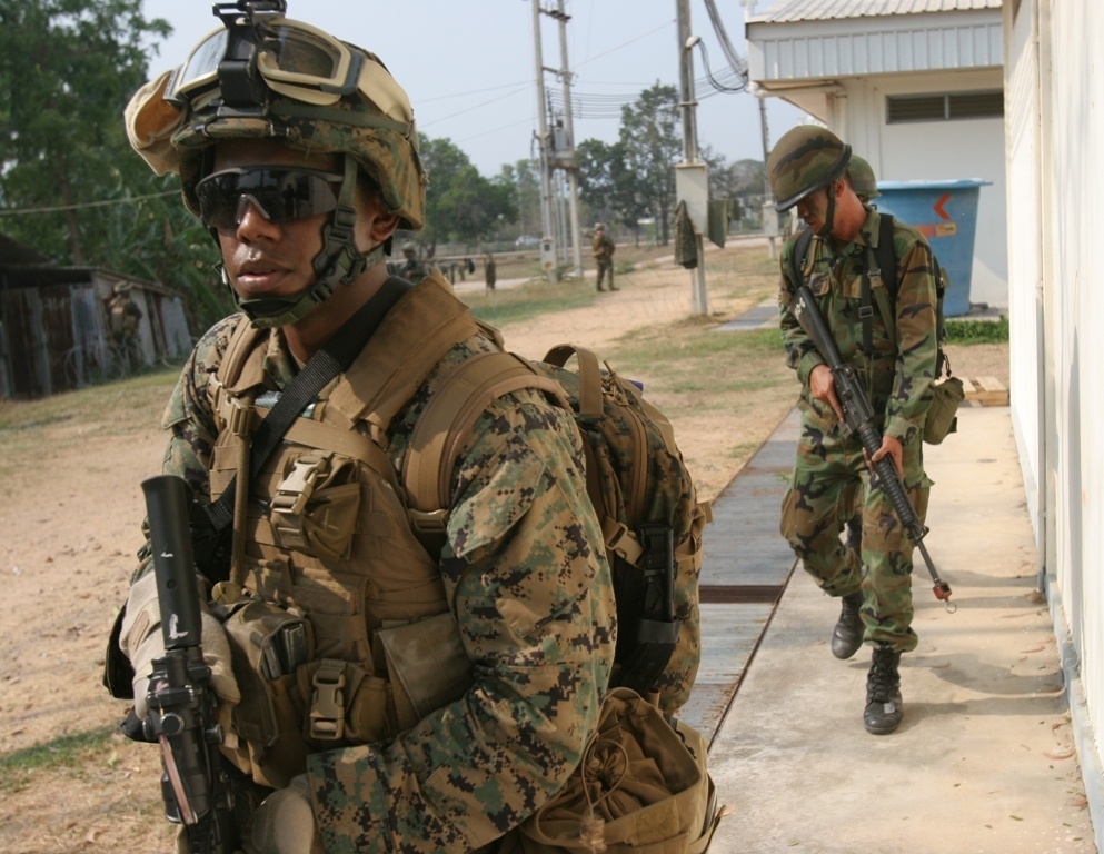 DVIDS - Images - Beach Raid [Image 5 of 5]