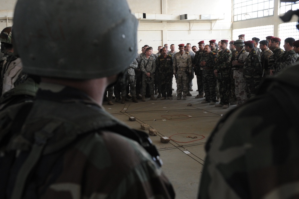 DVIDS - Images - Joint Operation in eastern Baghdad [Image 8 of 39]