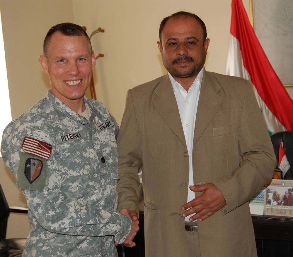 DVIDS - News - Safwan meetings keep an eye on security