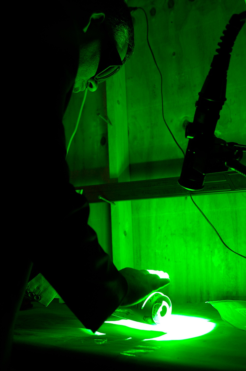 DVIDS - Images - Following the clues: Iraqi investigators visit future ...