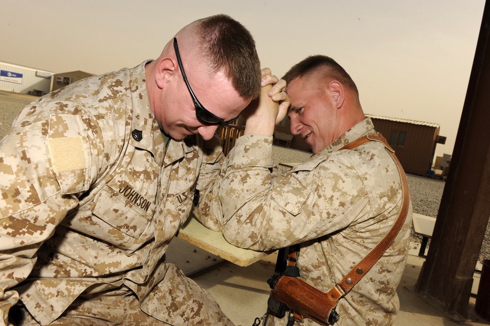 DVIDS - News - Marine twins reunite in Kuwait