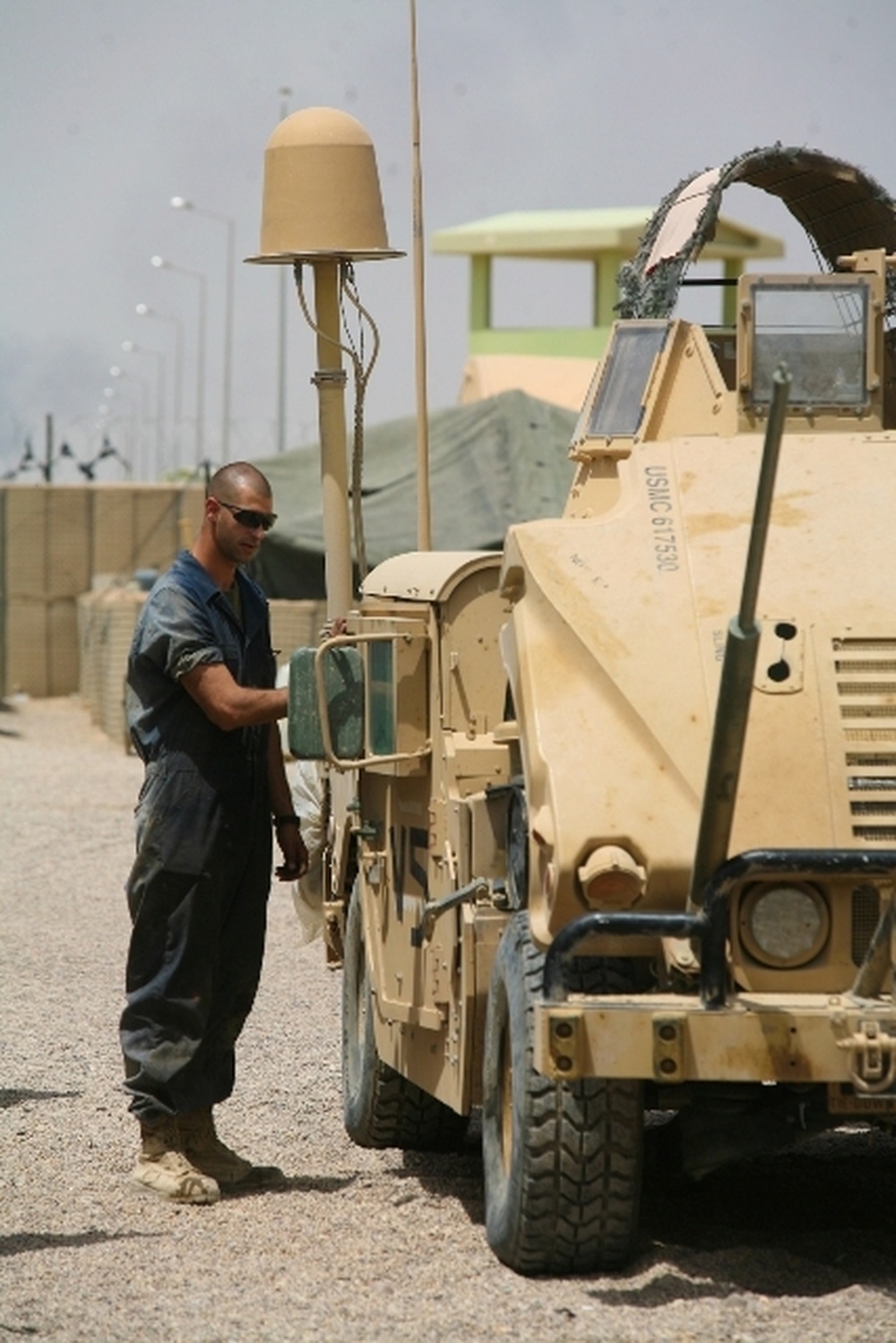 DVIDS - News - Marine Logistic Group Marines keep transition team going ...