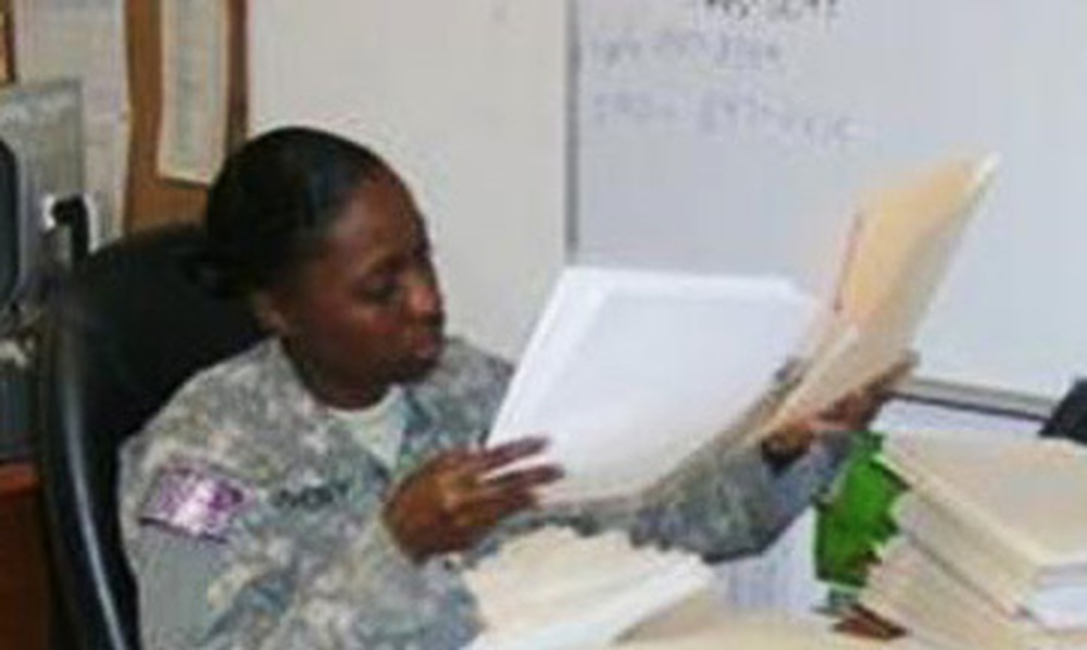 DVIDS - News - 271st Human Resources Company, Postal Operations — Joint ...