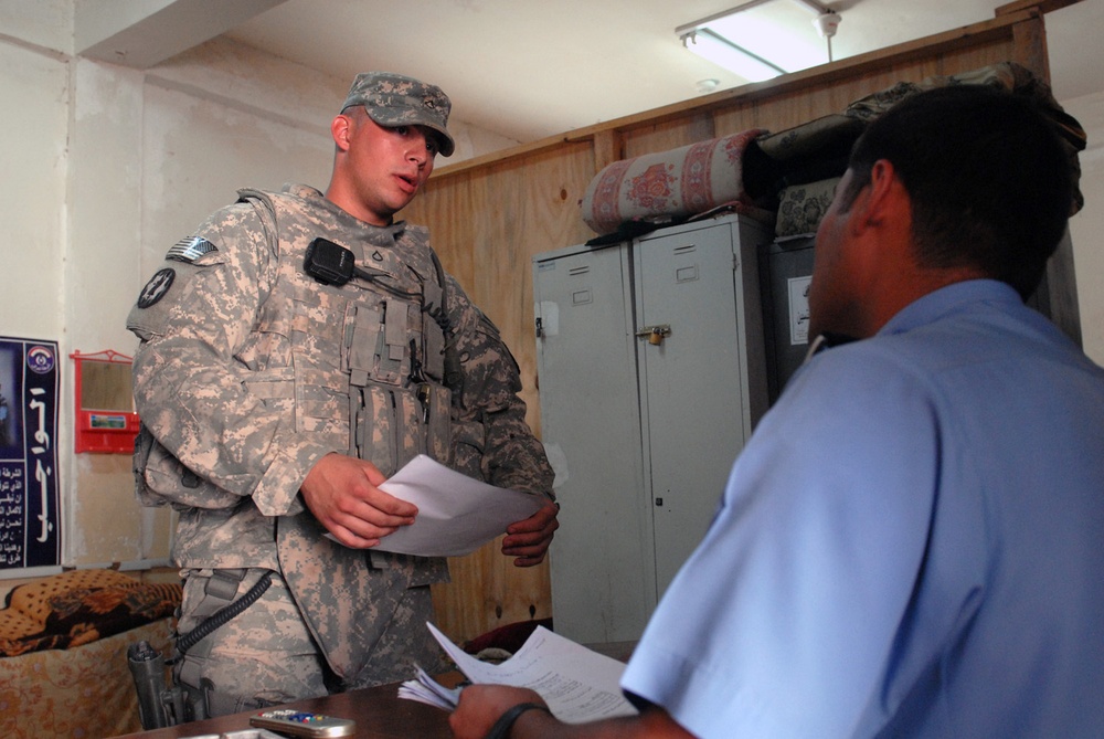 DVIDS - News - Military Police assist Iraqi Police in day-to-day operations