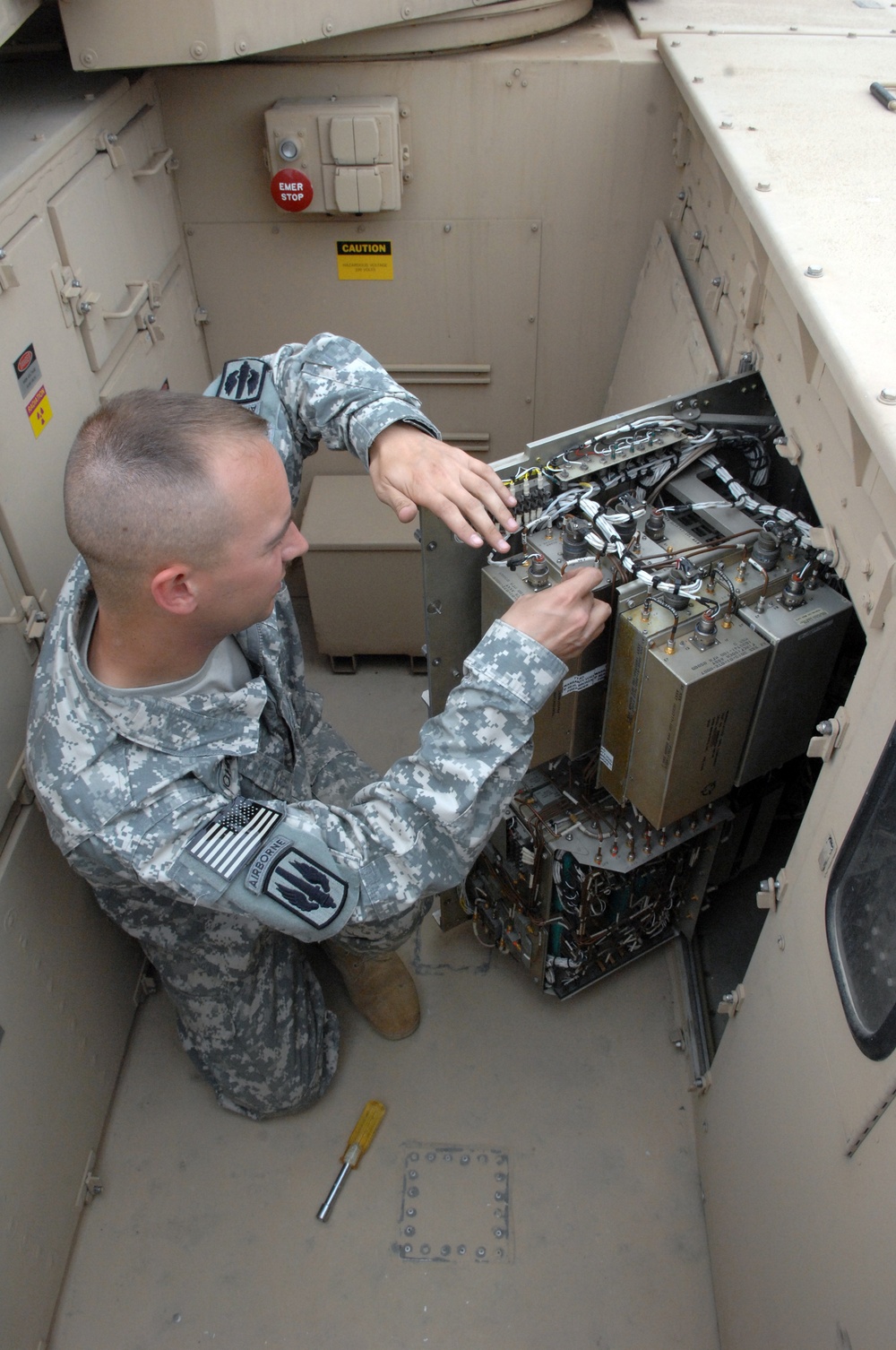 DVIDS - News - Radar maintainers help keep base safe