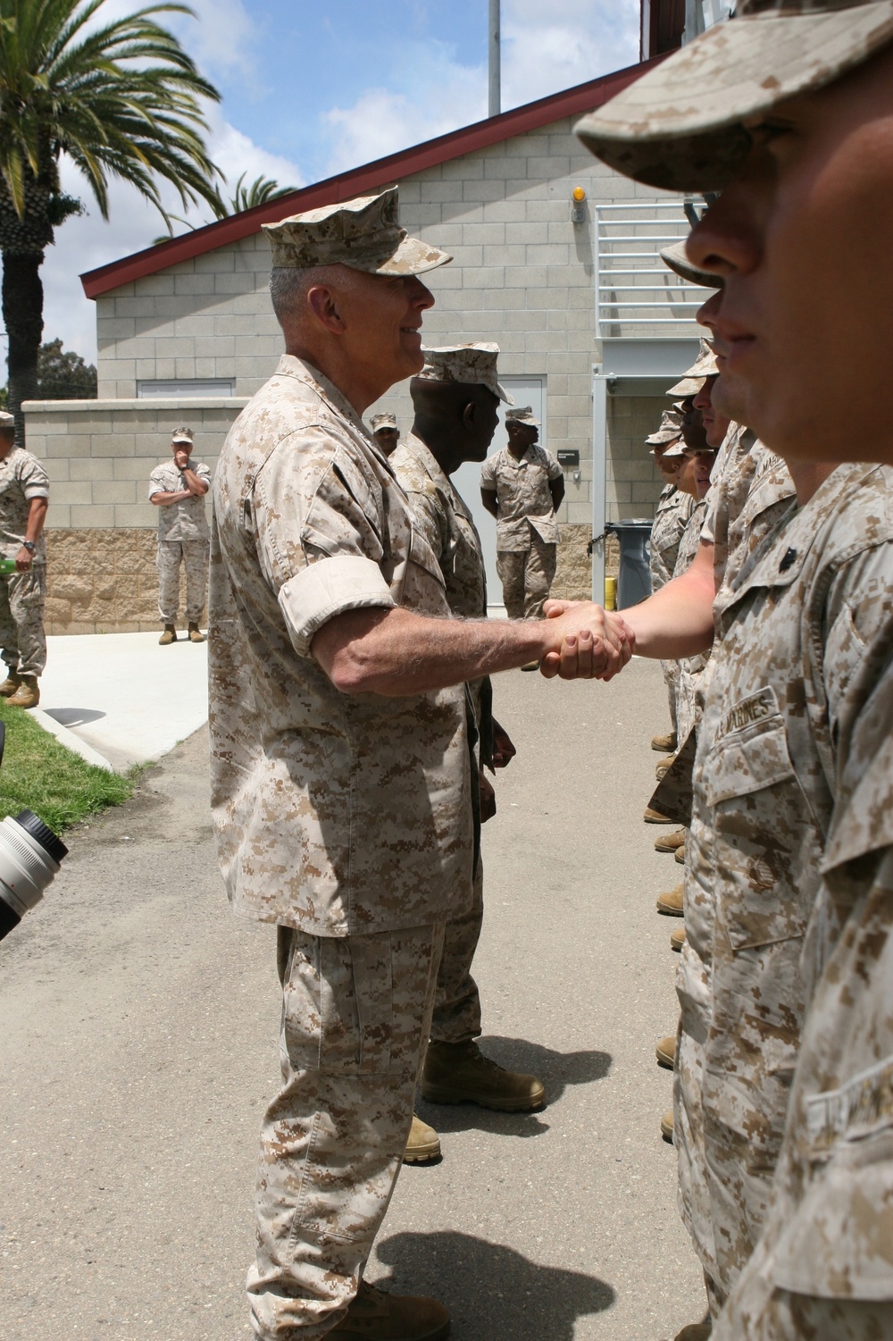 DVIDS - Images - Commandant and Sergeant Major of the Marine Corps ...