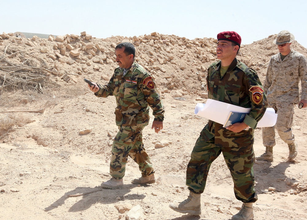 DVIDS - Images - Multi National Force - West Marines give Iraqi ...