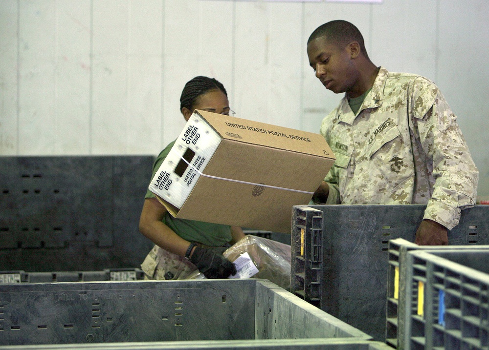 DVIDS - Images - Mail Call! II Marine Expeditionary Force Headquarters ...