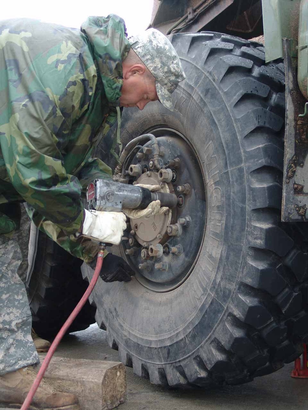 DVIDS - News - Truck rodeo tests military driver skills