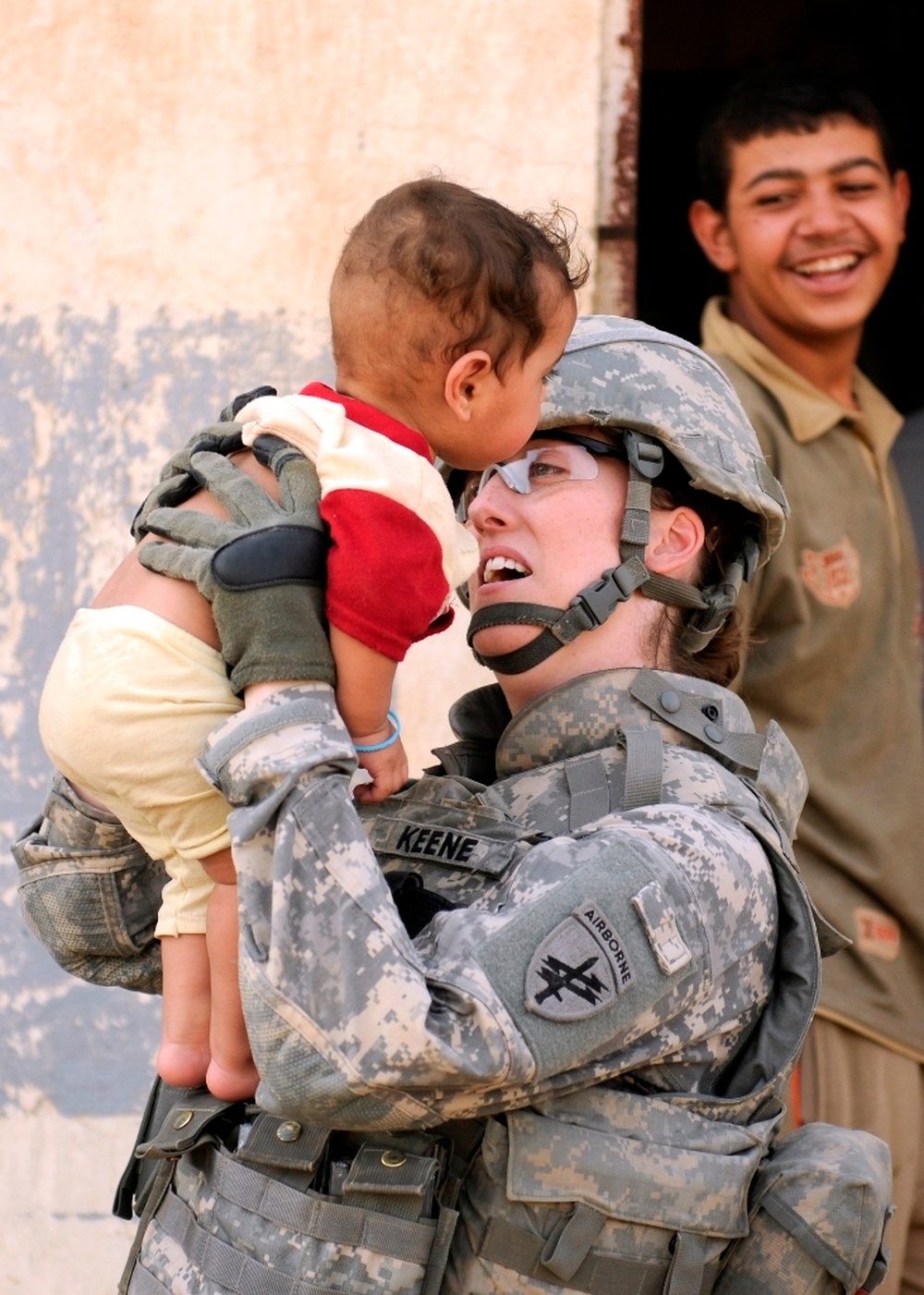 DVIDS - News - Making new friends in Mahmudiyah