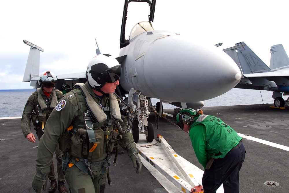 DVIDS - Images - Pre-flight inspection