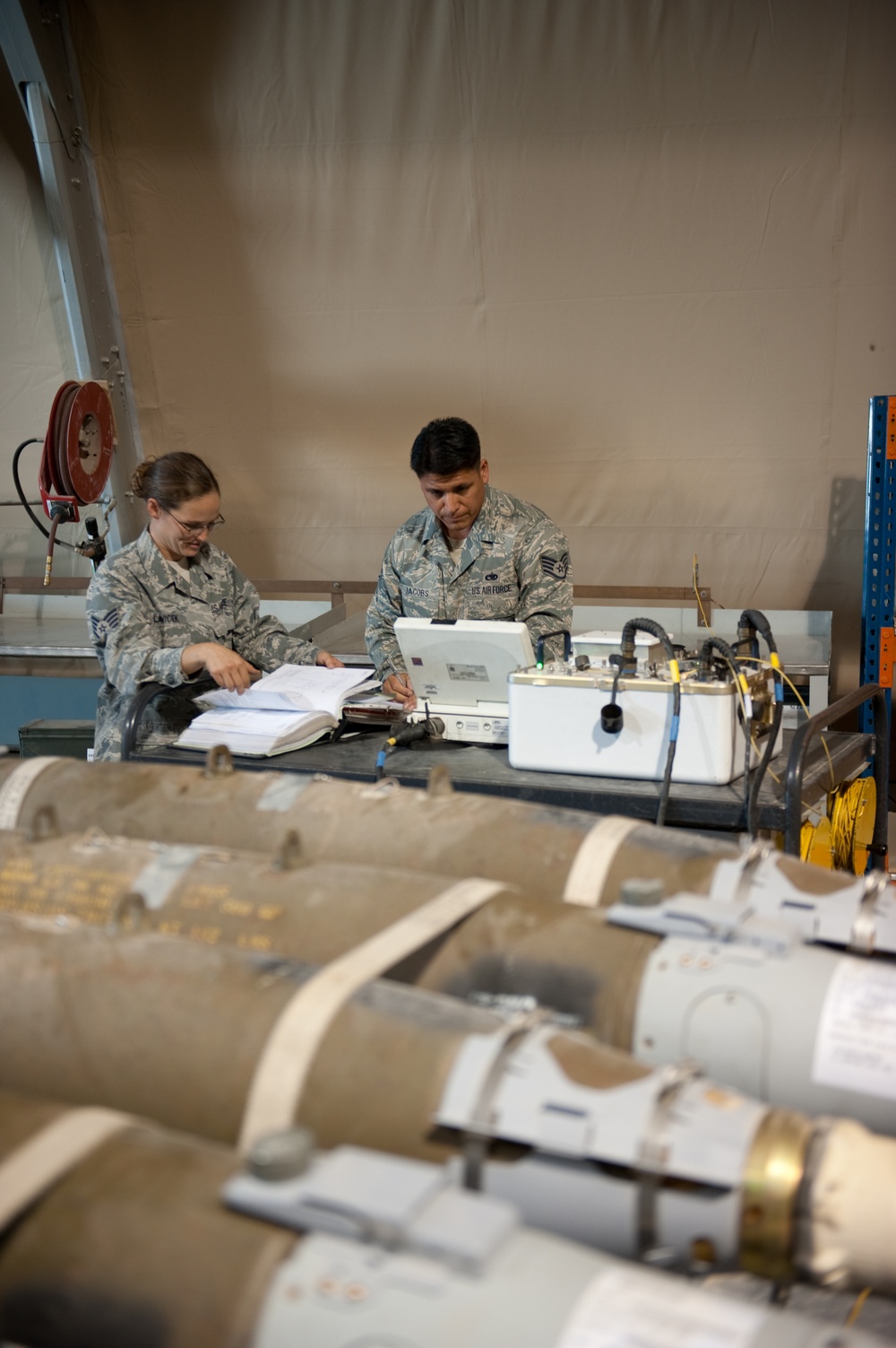 DVIDS - Images - Loading Bombs [Image 5 of 8]